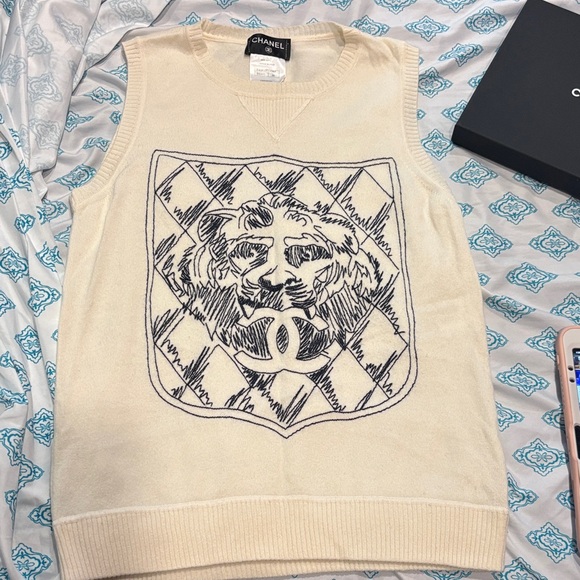 CHANEL | Sweaters | Chanel Rare Vintage Cashmere Cream Sleeveless ...